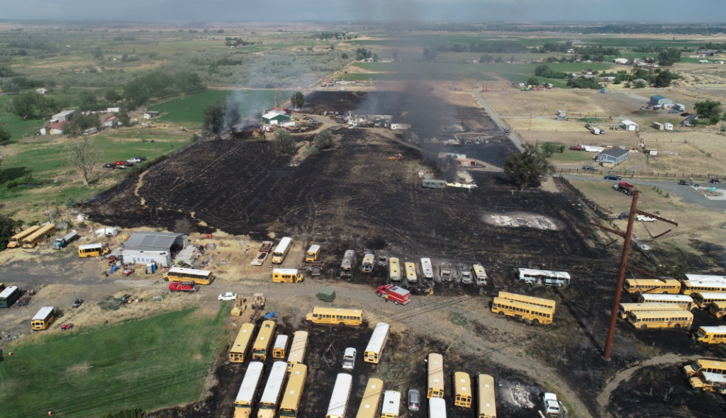 Large brush fire contained after forcing evacuations in Hermiston ...